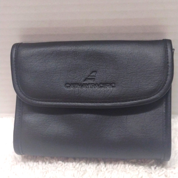 Cathy Pacific | Bags | Cathy Pacific Black Travel Bag With Eye Cover ...
